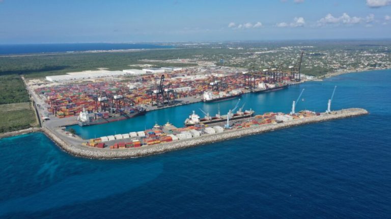 The port of Caucedo in Dominican Republic is deserved by Marfret